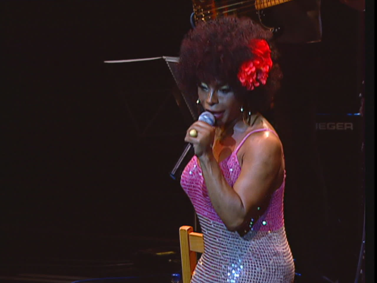 FAIXA MUSICAL – Elza Soares - Beba-Me - Revista Canal Brasil Imprensa ...